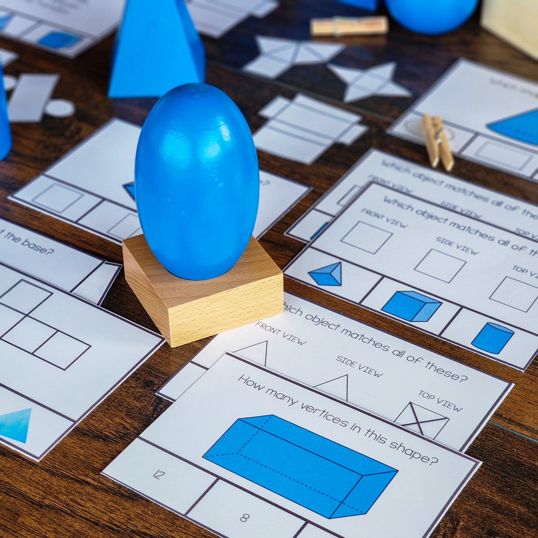 3d shapes nets clip and flip (math) Geometric Solids – montessorikiwi