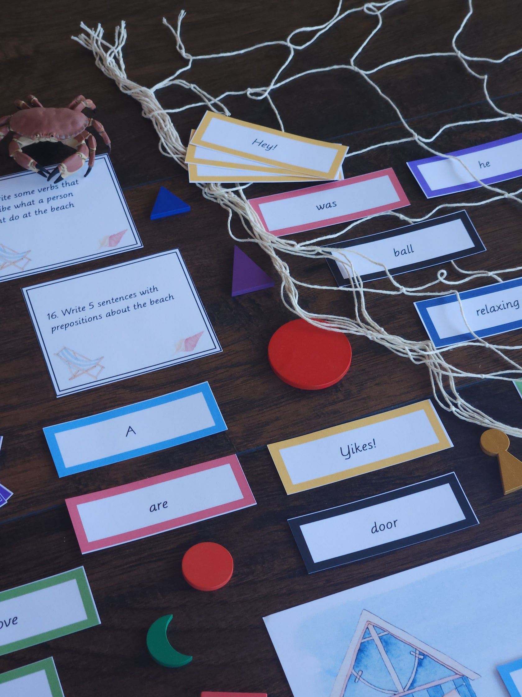 A Day At The Beach Miniature Environment (literacy) – montessorikiwi