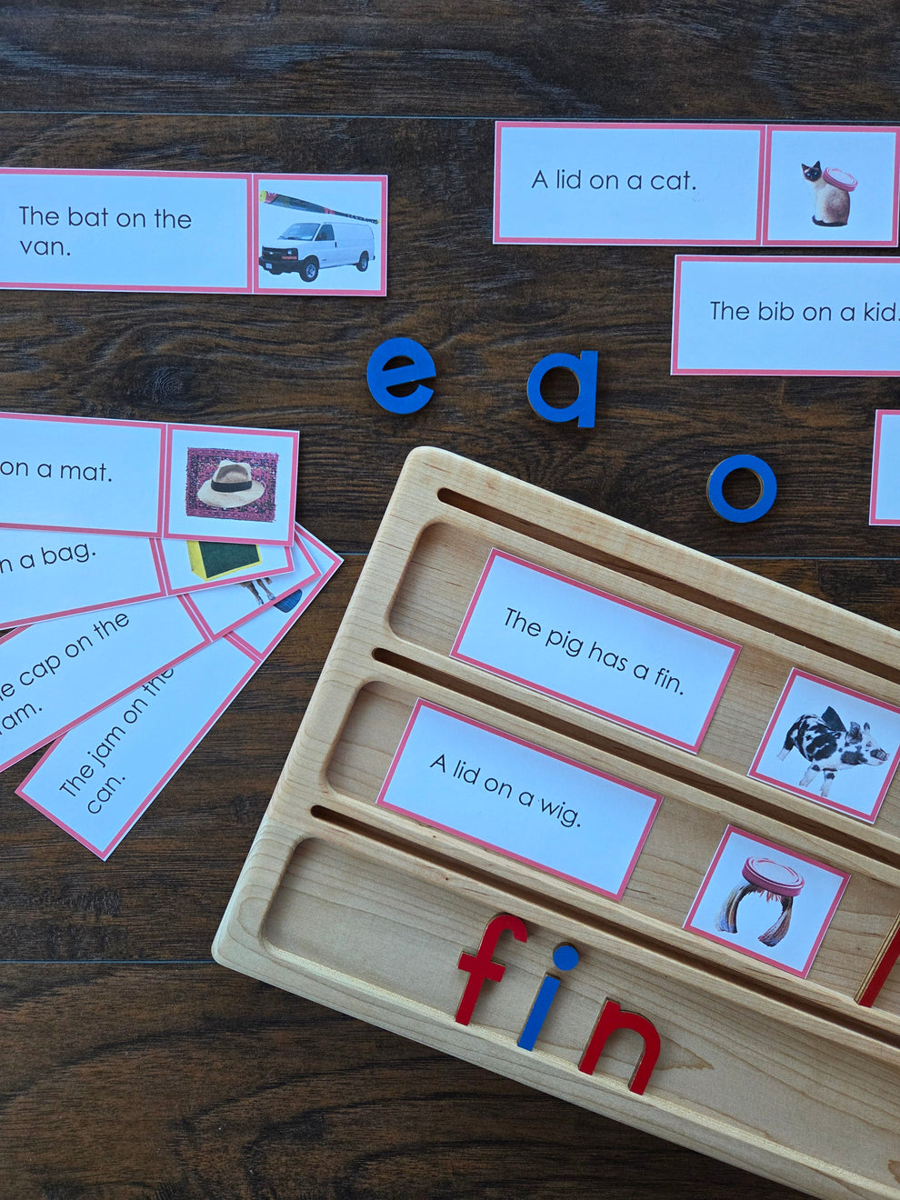 Modern Montessori Reading SOR CVC picture to sentence match (literacy ...