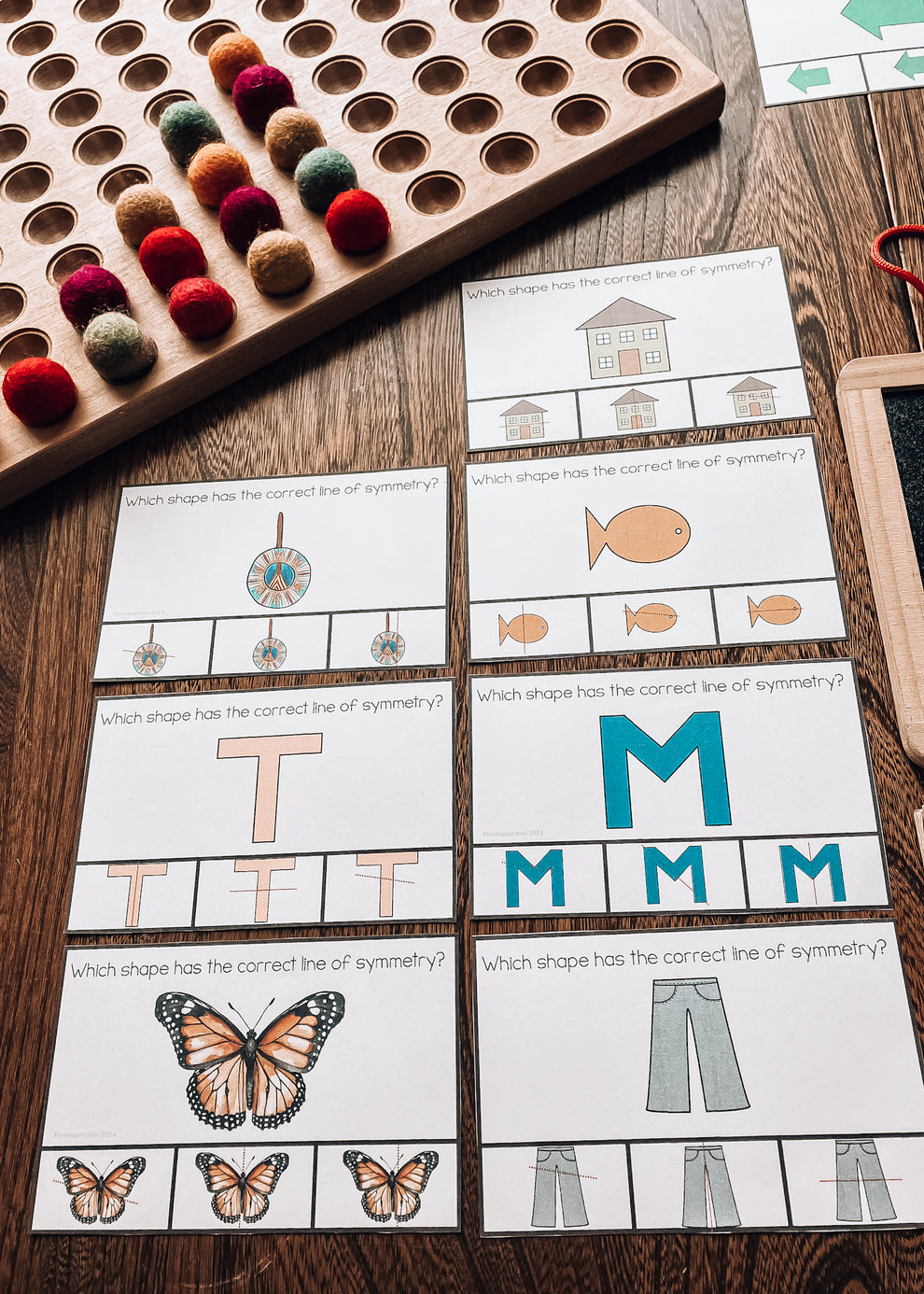 Symmetry and Mirror Reflection Clip and Flip Cards (Math) – montessorikiwi
