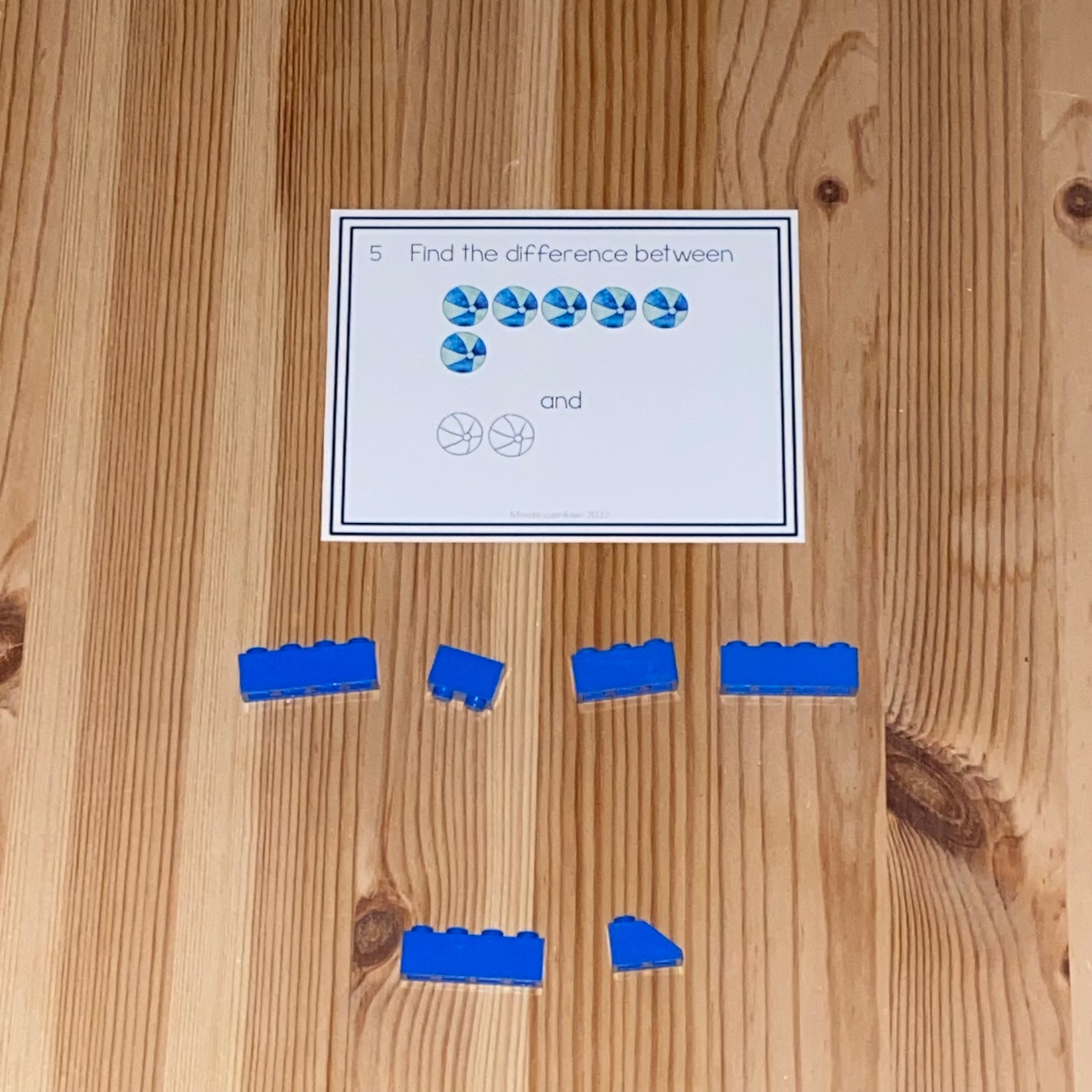 Montessori Subtraction Finger Chart Task Cards (math) – montessorikiwi